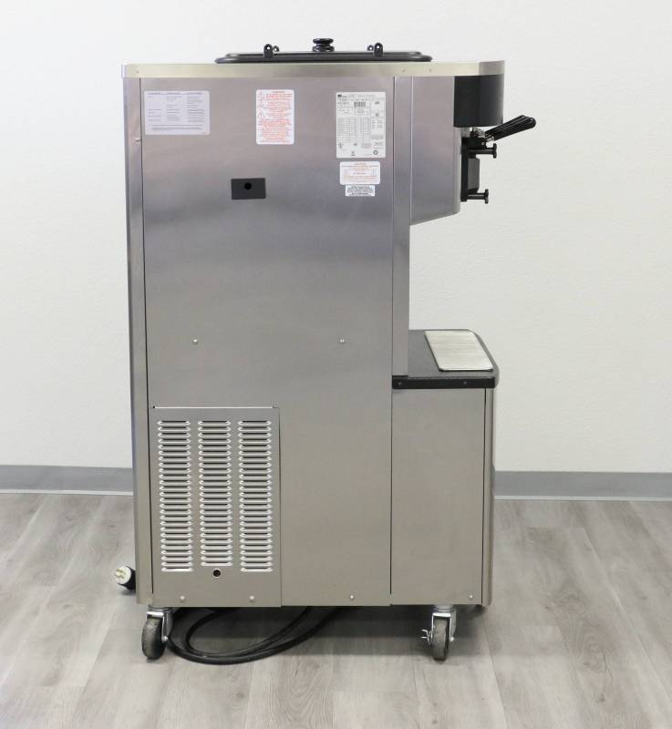 2017 Taylor C712 | Pressurized Soft Serve Machine | 3 Phase, Air Coole